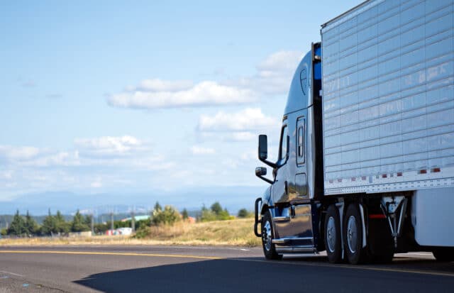 7 Best Long-Distance Moving Companies (2023) - Clever Move